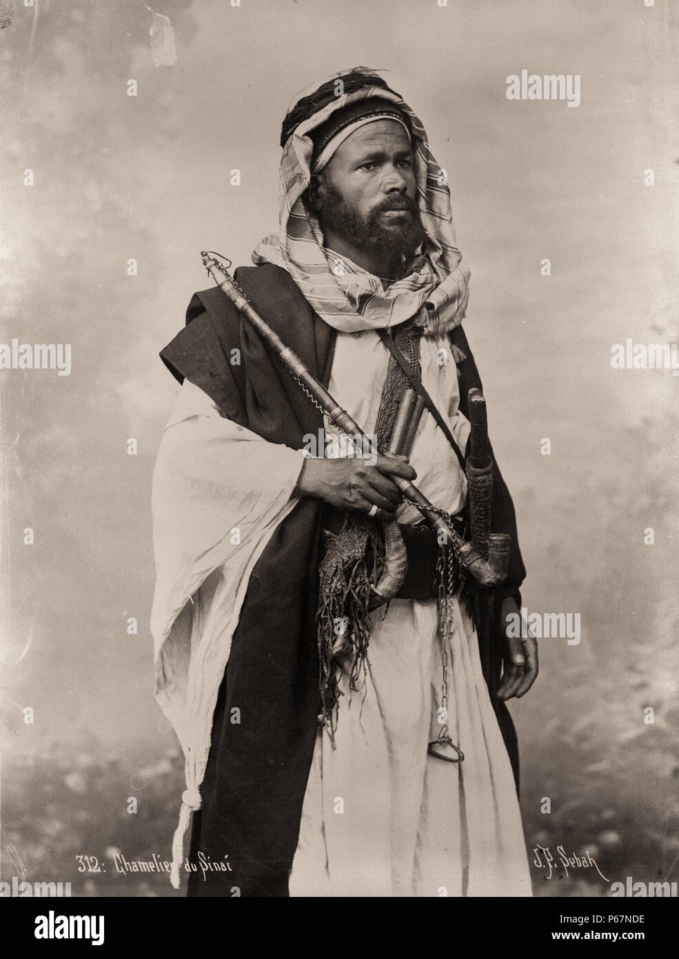 Image of an 'Bedouin man' in Egypt. Bedouin are arabs, that tend to be ...
