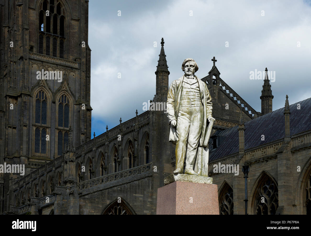 St Botoph's Church (the Stump), and statue of Herbert Ingram, MP, in ...