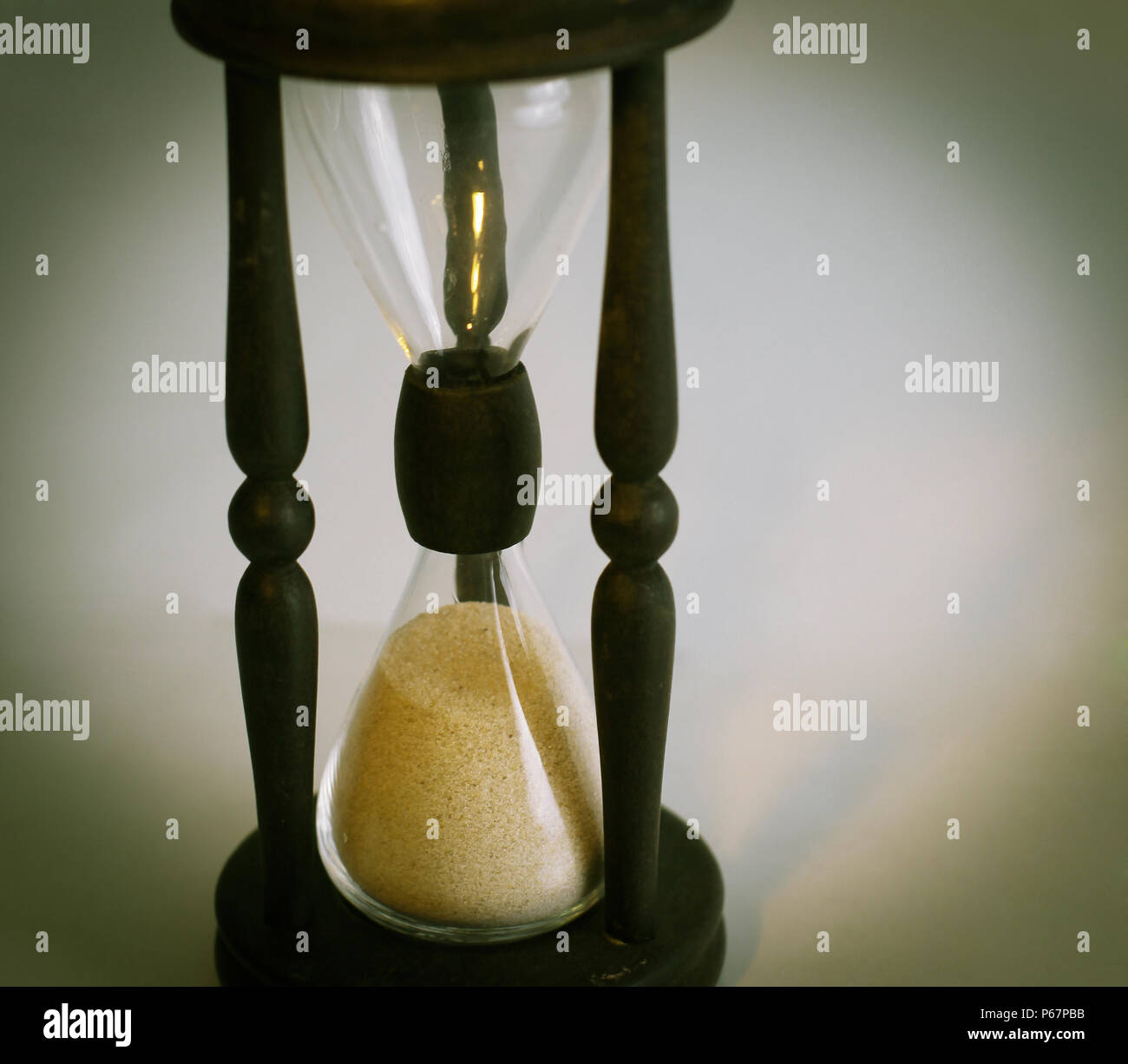 hourglass on dark background.the concept of time Stock Photo - Alamy