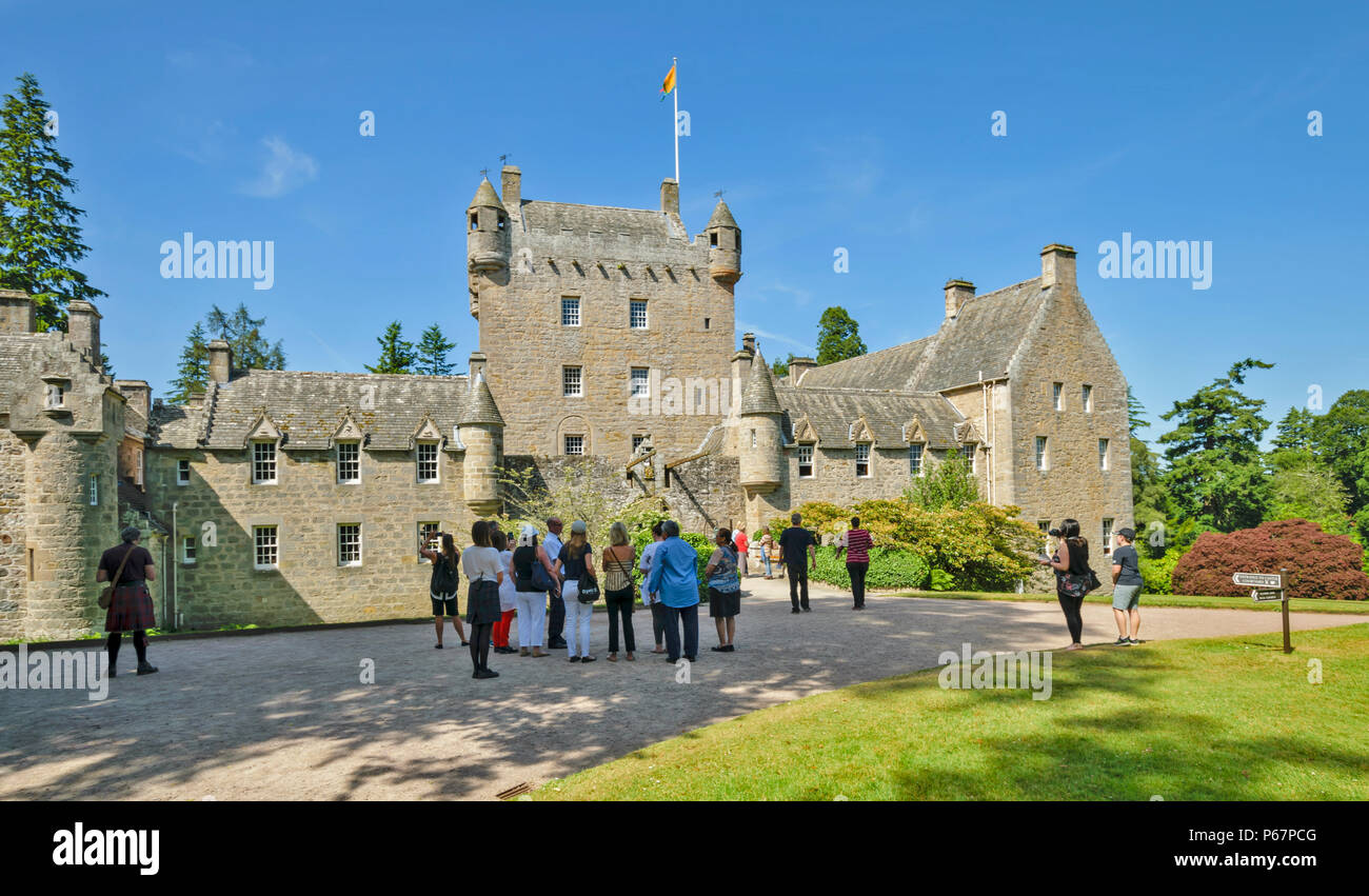 CAWDOR CASTLE NAIRN SCOTLAND TOURIST GROUP OF PEOPLE OUTSIDE THE MAIN ...