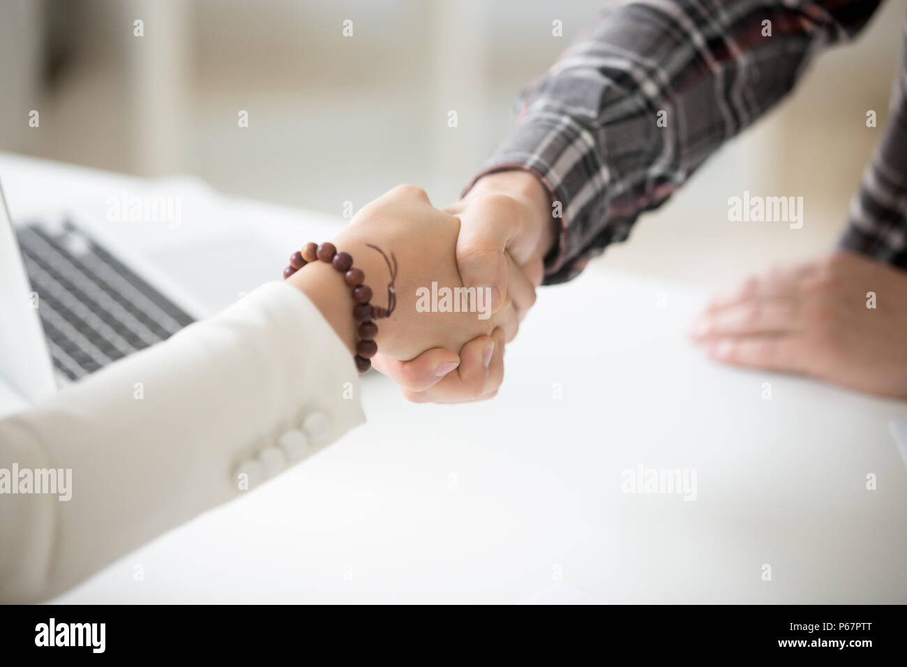 Applicant hand hi-res stock photography and images - Alamy