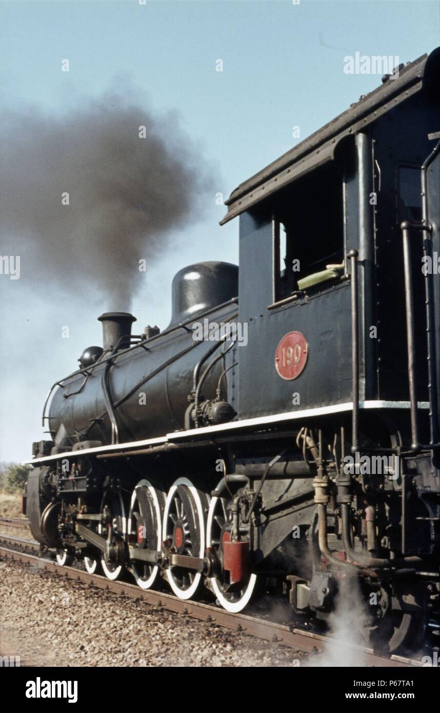 Class 190 locomotive hi-res stock photography and images - Alamy