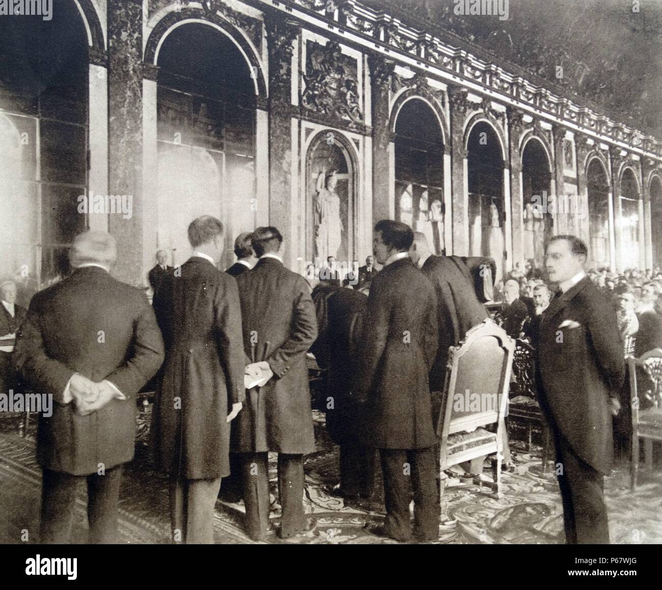 Treaty of versailles 1919 hi-res stock photography and images - Alamy
