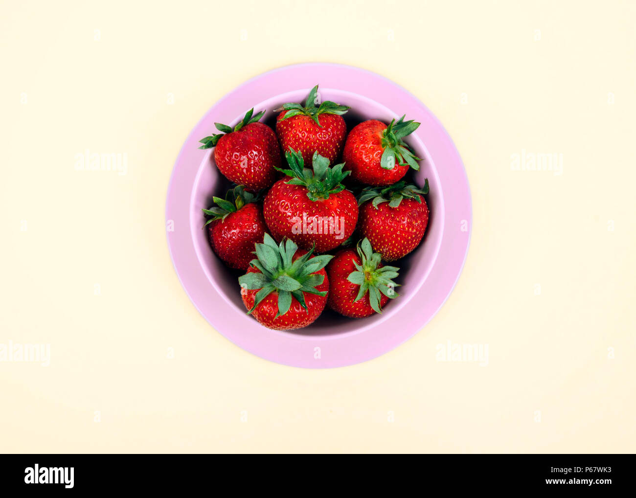 Pastel berry hi-res stock photography and images - Alamy