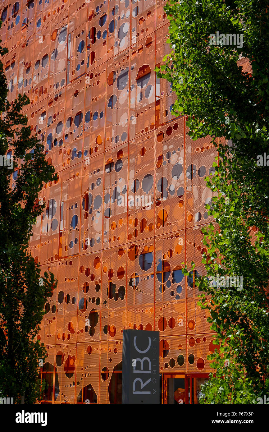 The Orange Cube, Confluence district, Lyon, France Stock Photo - Alamy