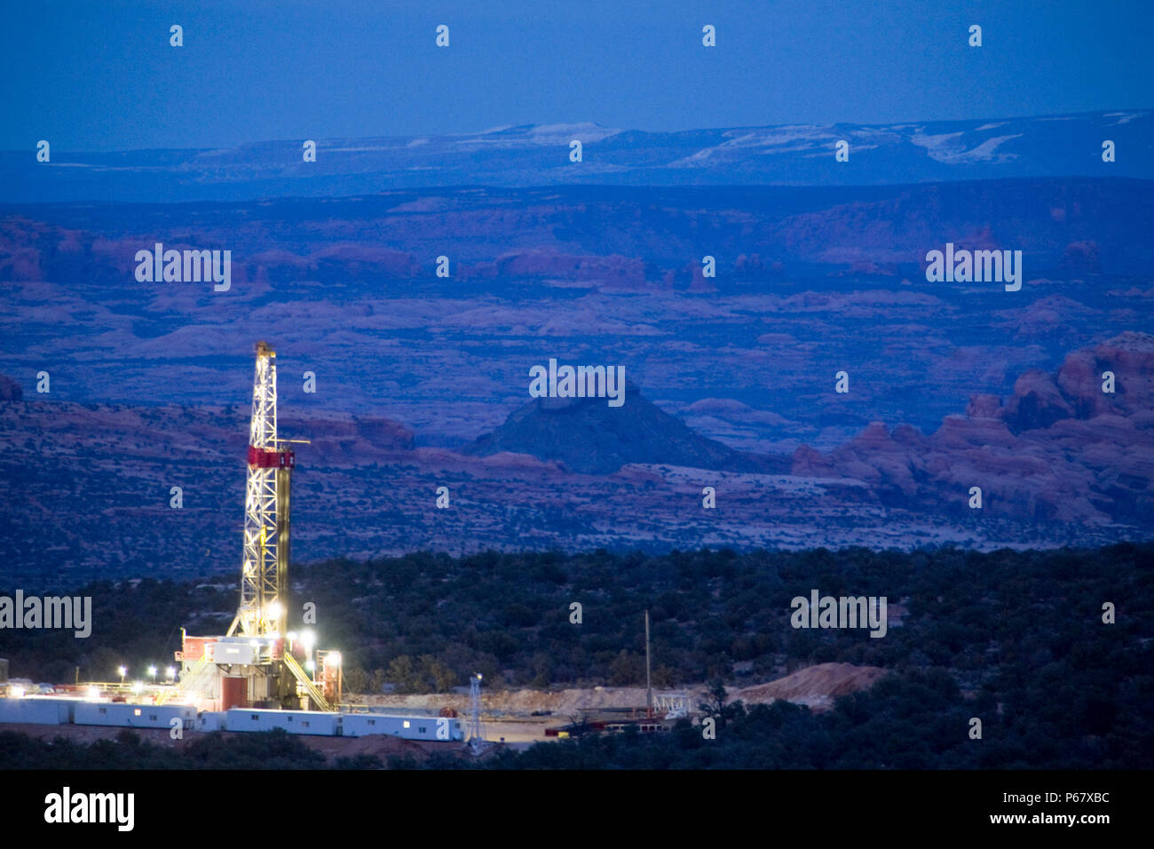 Utah natural gas drilling hi-res stock photography and images - Alamy