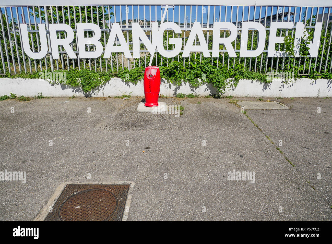 Urbangarden hi-res stock photography and images - Alamy