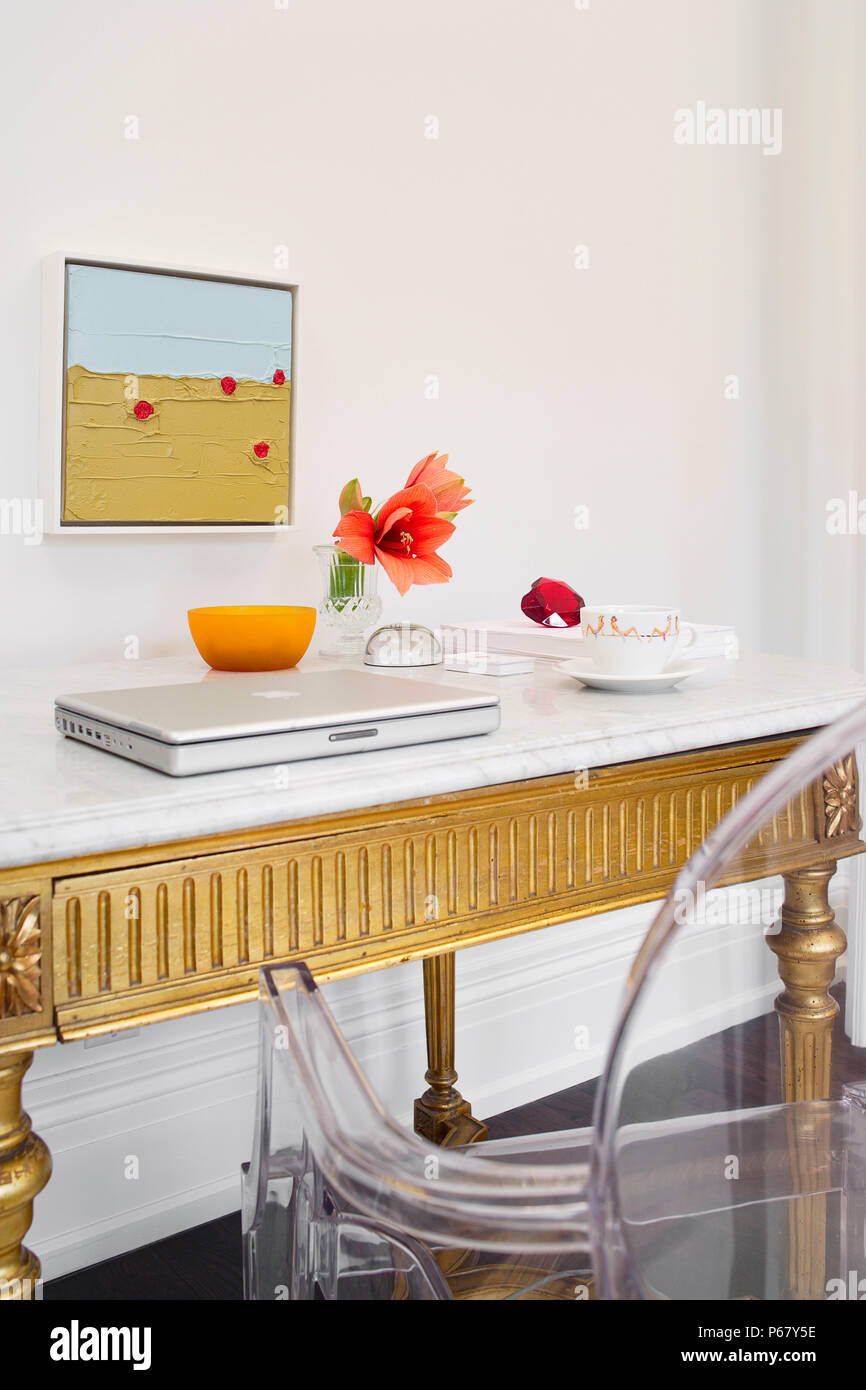 Period furniture hi-res stock photography and images - Alamy