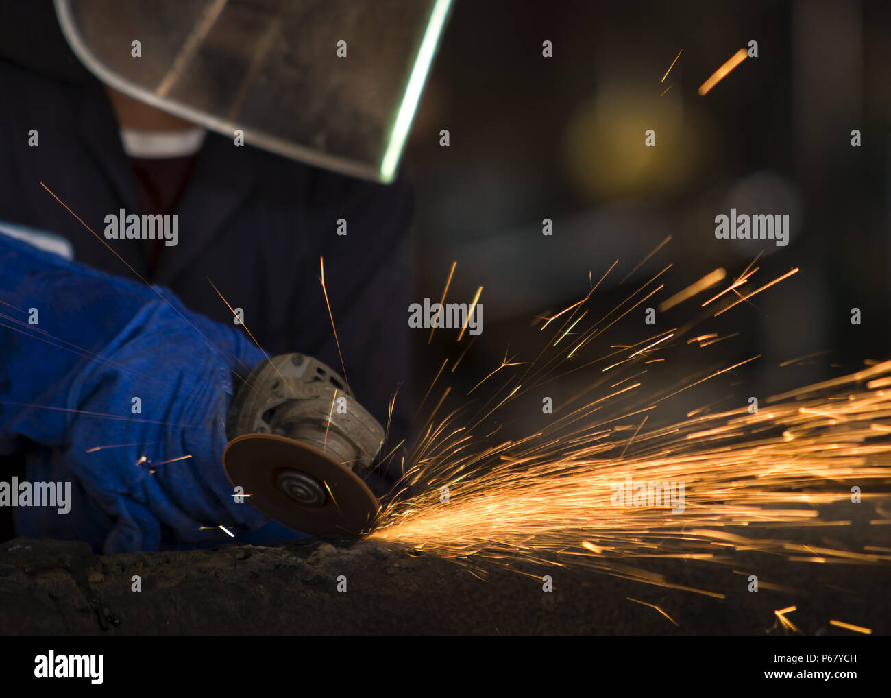 Fill weld hi-res stock photography and images - Alamy
