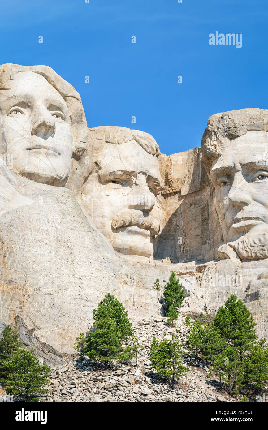 Lincoln head mount rushmore hi-res stock photography and images - Alamy
