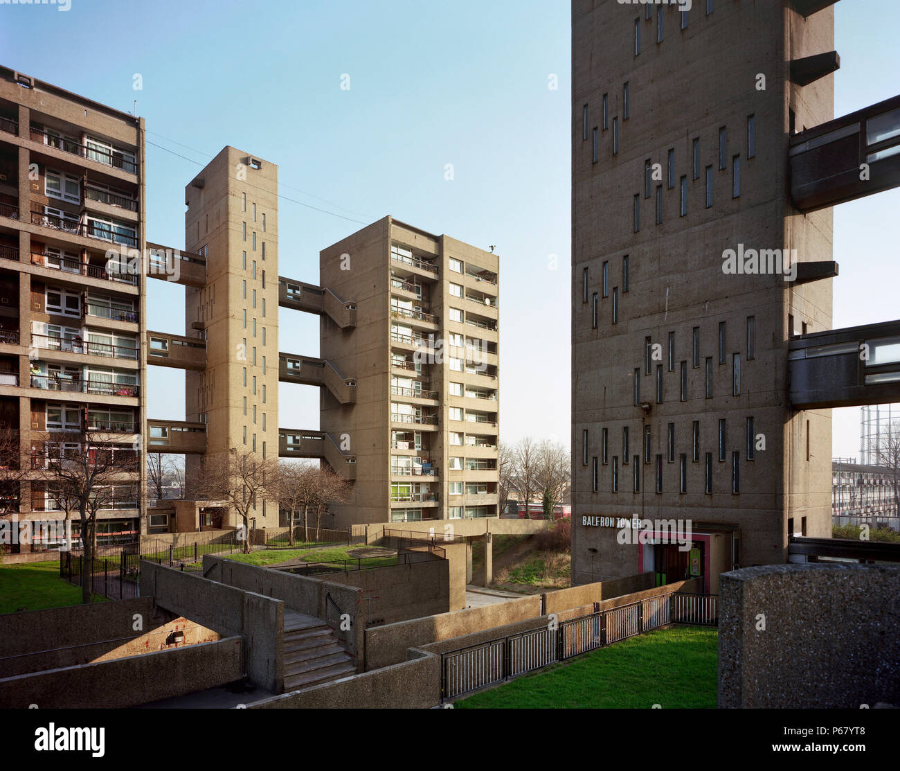 Balfron Tower designed by architect Goldfinger, completed 1968. A Grade ...