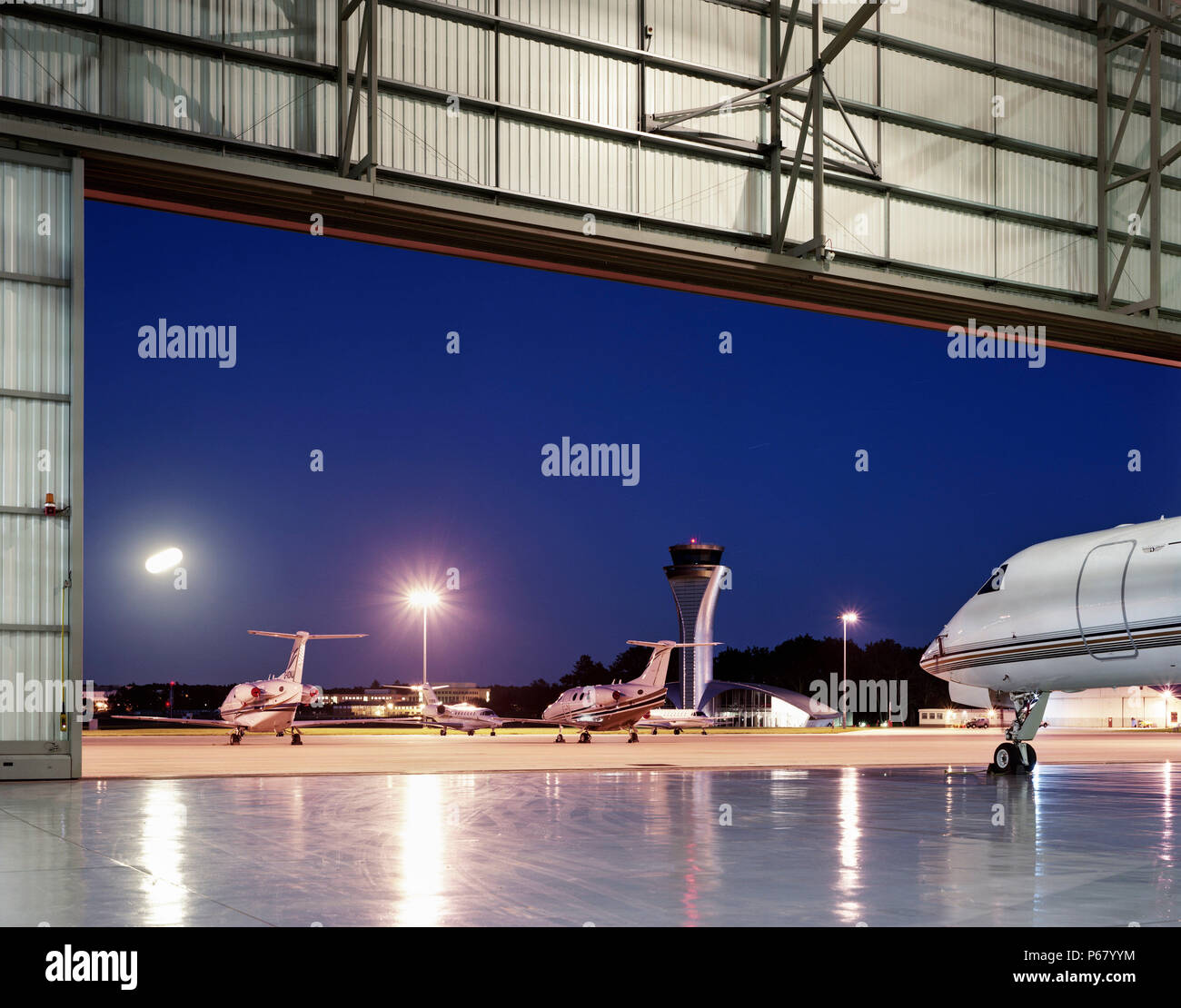 Airplane hangar night hi-res stock photography and images - Alamy