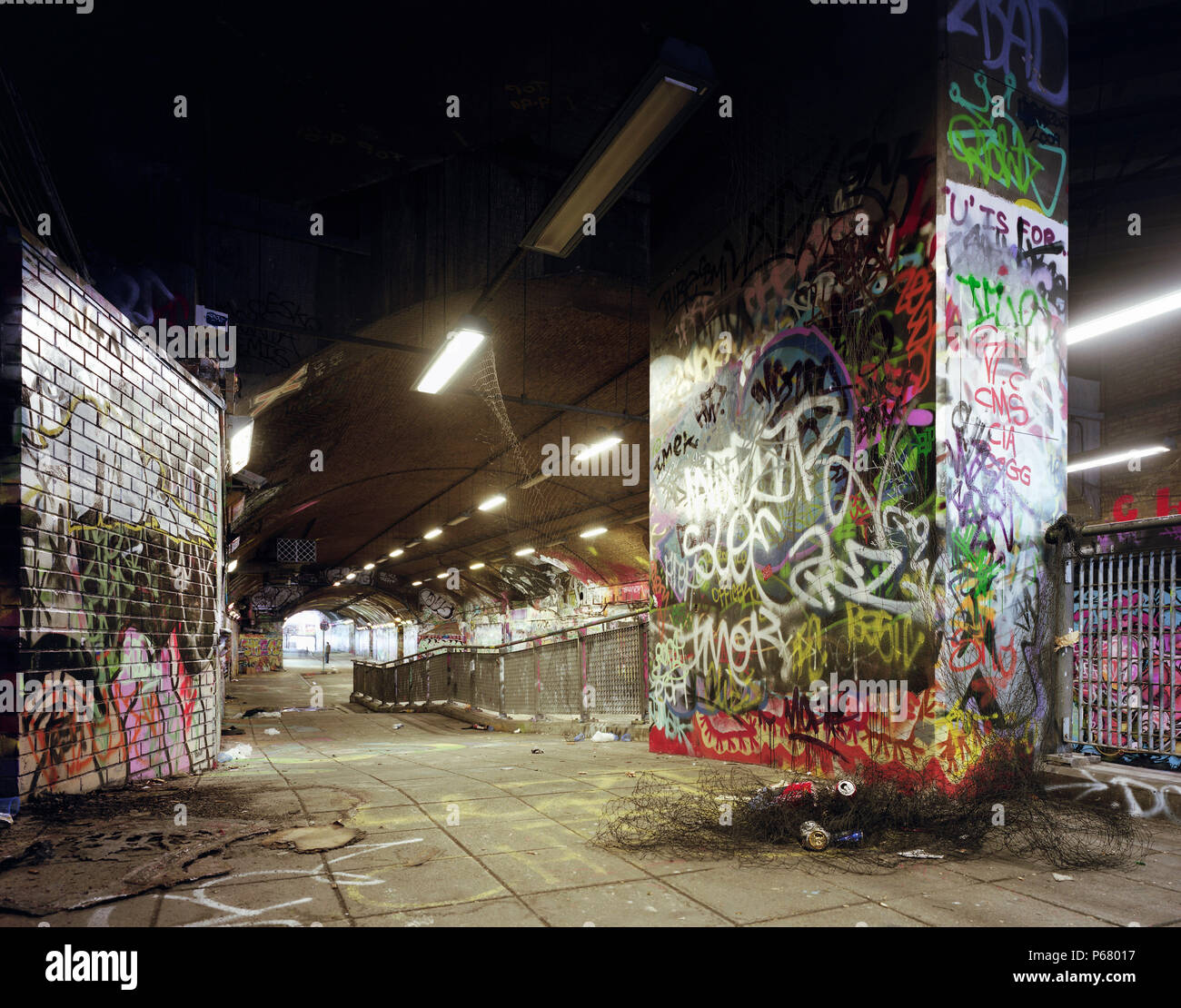 Underpass waterloo hi-res stock photography and images - Alamy