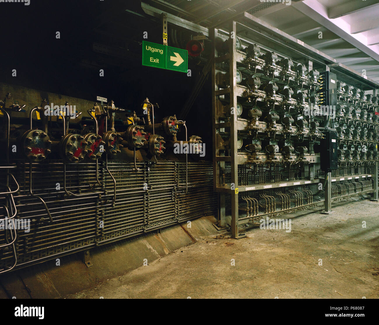 Troll a oil rig hi-res stock photography and images - Alamy