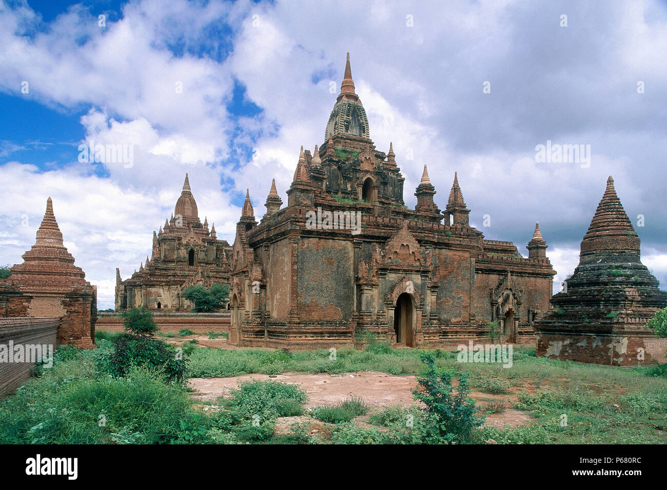 Burma pagan towers hi-res stock photography and images - Alamy
