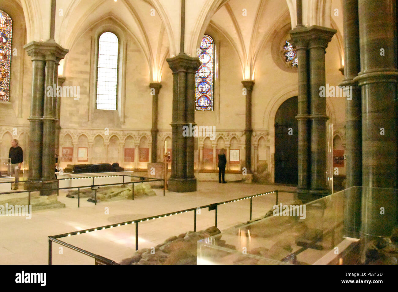 Effigies of the knights templar hi-res stock photography and images - Alamy