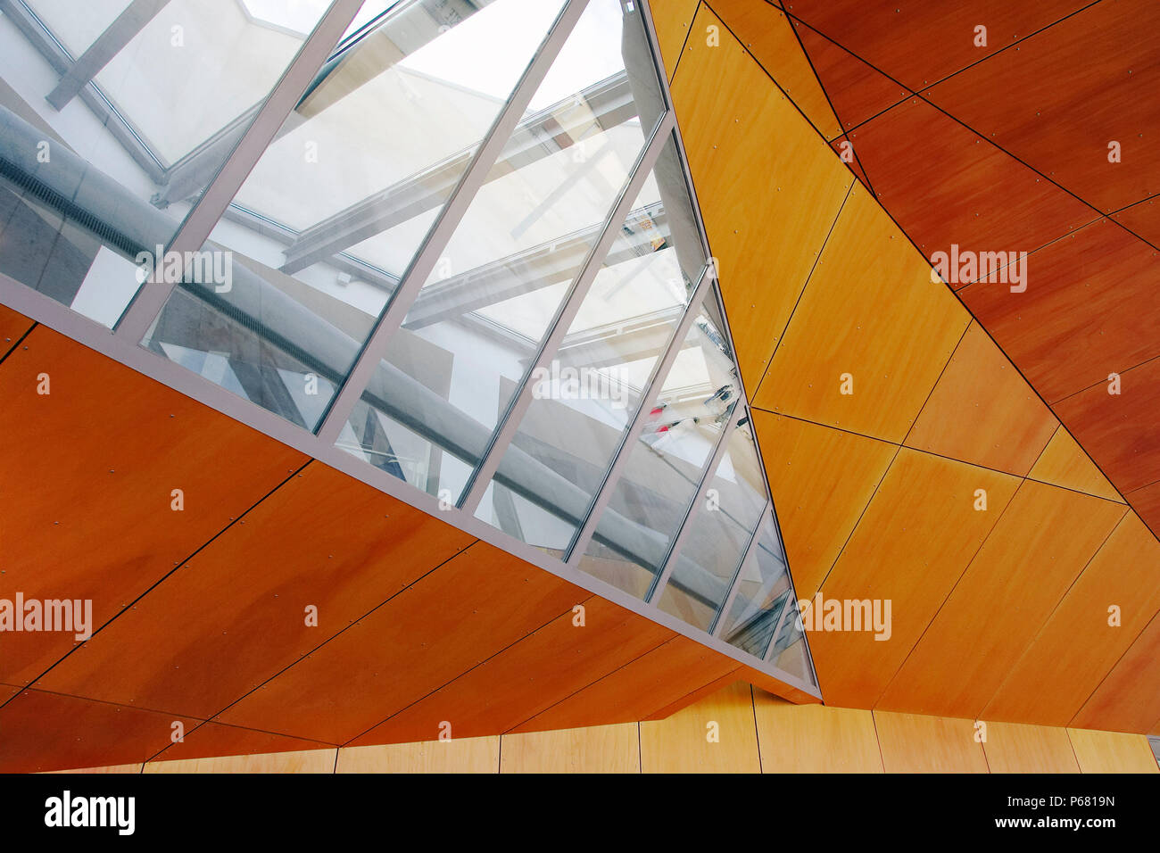 Wood and glass structure Stock Photo - Alamy