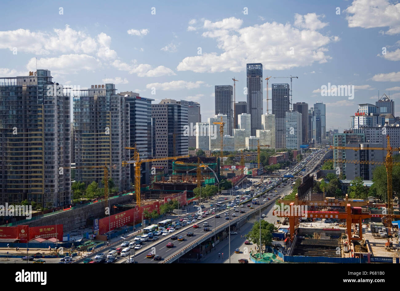 Bustling city hi-res stock photography and images - Alamy