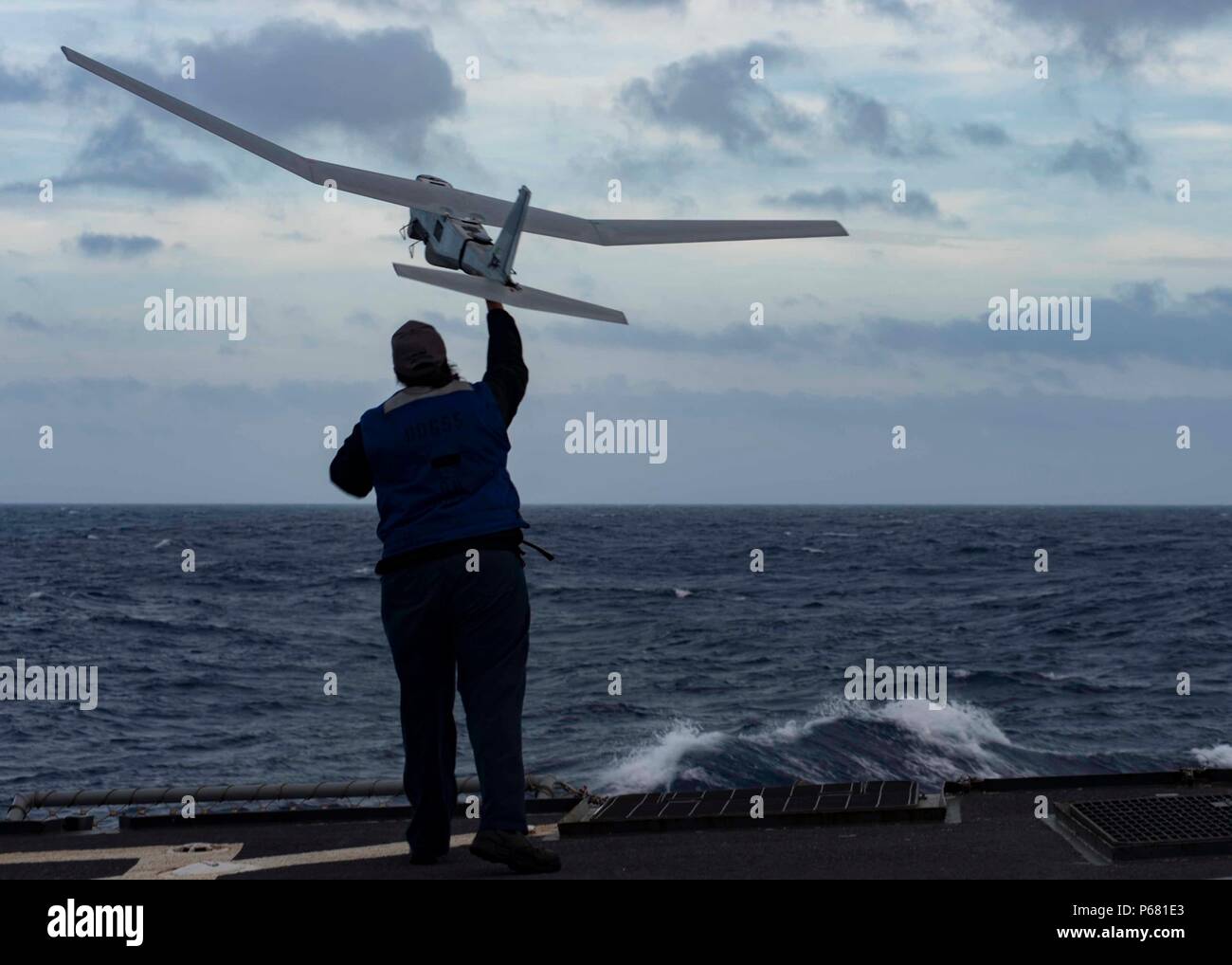 160520-N-GP524-022 ATLANTIC OCEAN (May 20, 2016) – Fire Controlman 1st ...