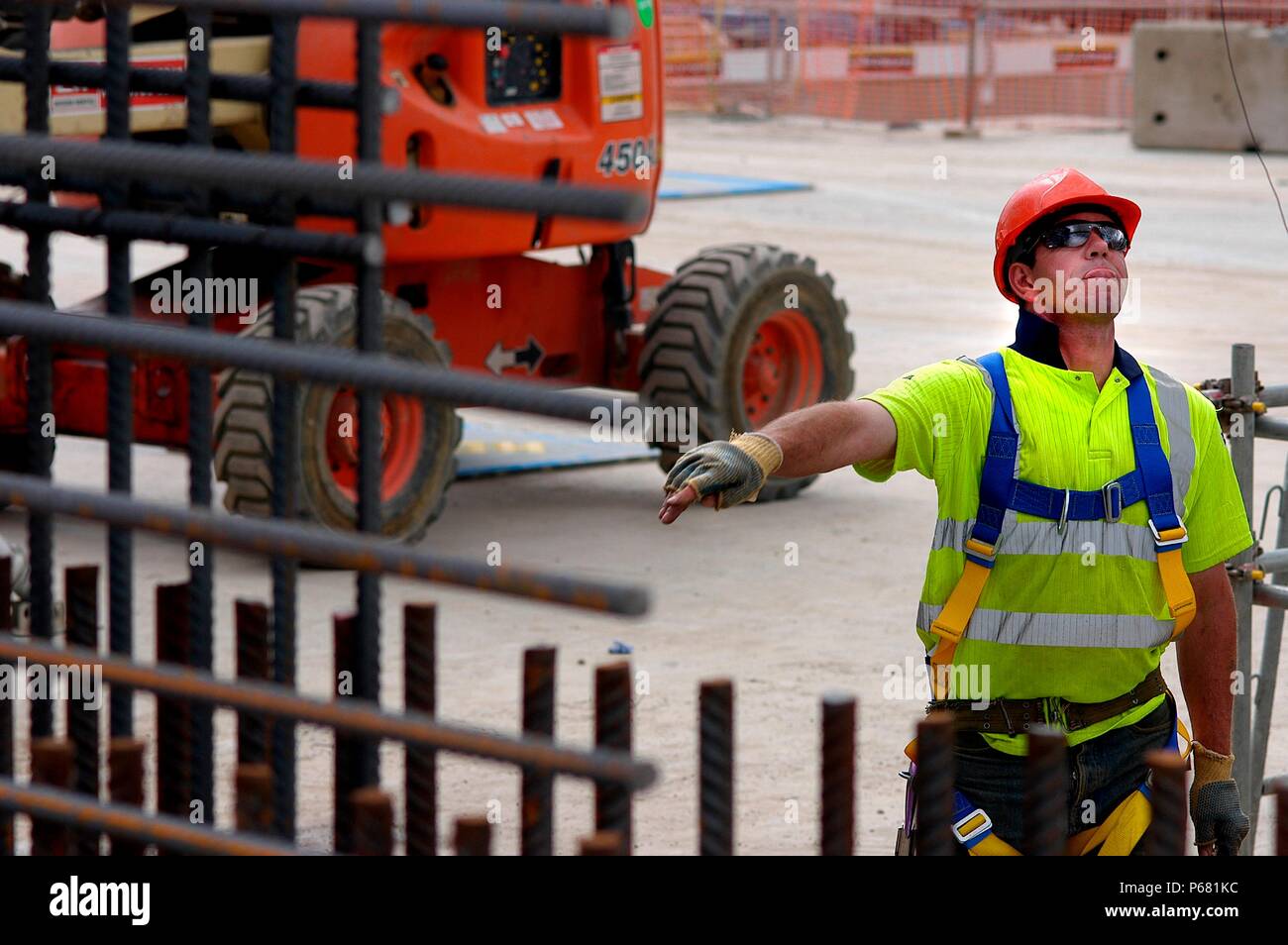 Steel Fixer, Terminal 5, Heathrow Airport Construction, London, UK ...