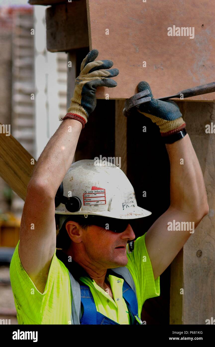 "Steel Fixer, Terminal 5, Heathrow Airport Construction, London, UK ...