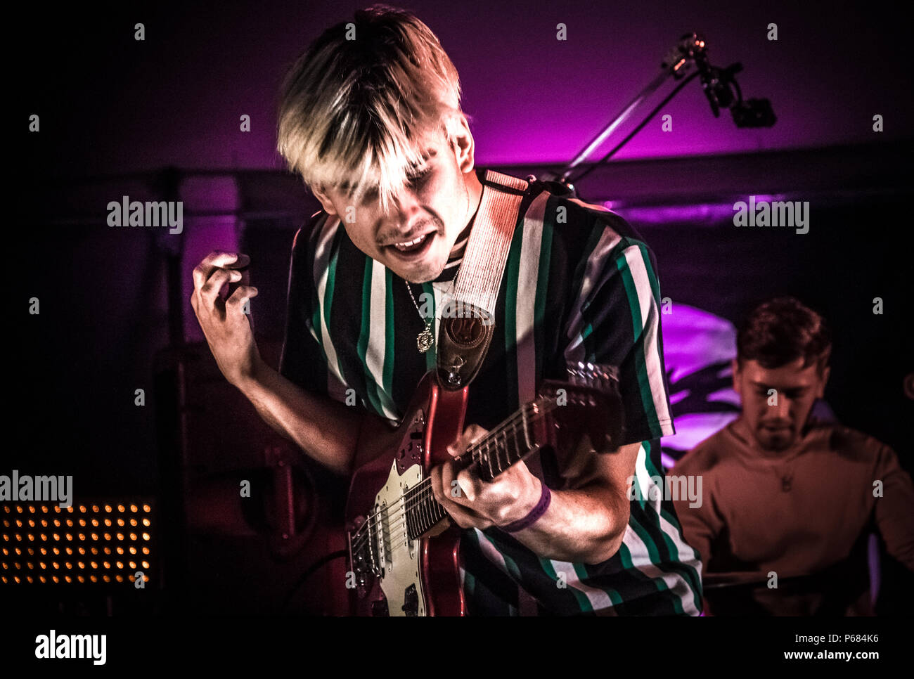 Arcade hearts hi-res stock photography and images - Alamy