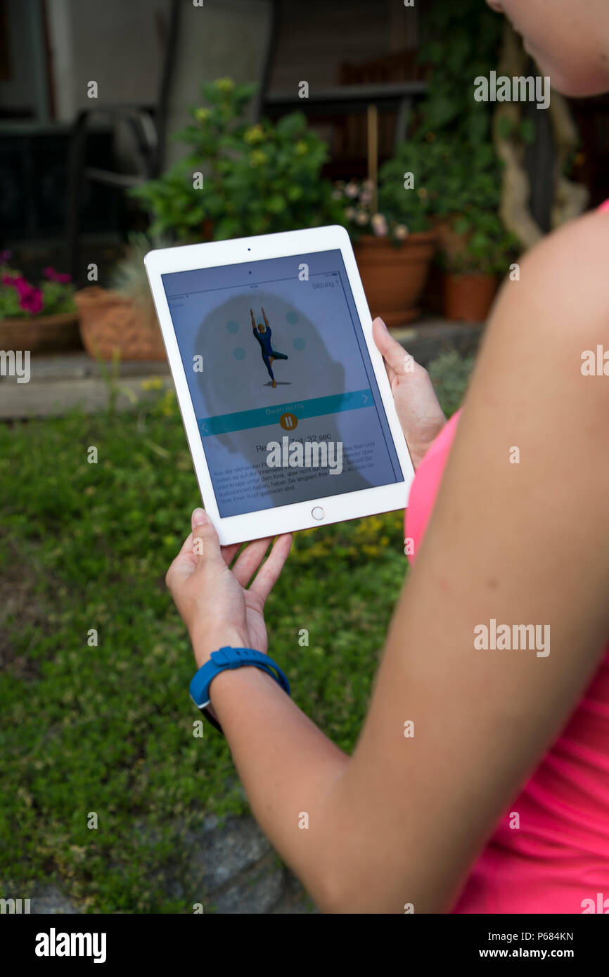 Computer exercises hi-res stock photography and images - Alamy