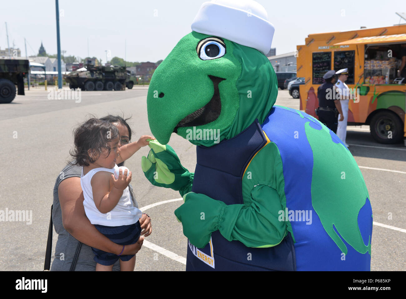 160527-N-IT235-004 NEW YORK (May 27, 2016) A child and his mother enjoy ...