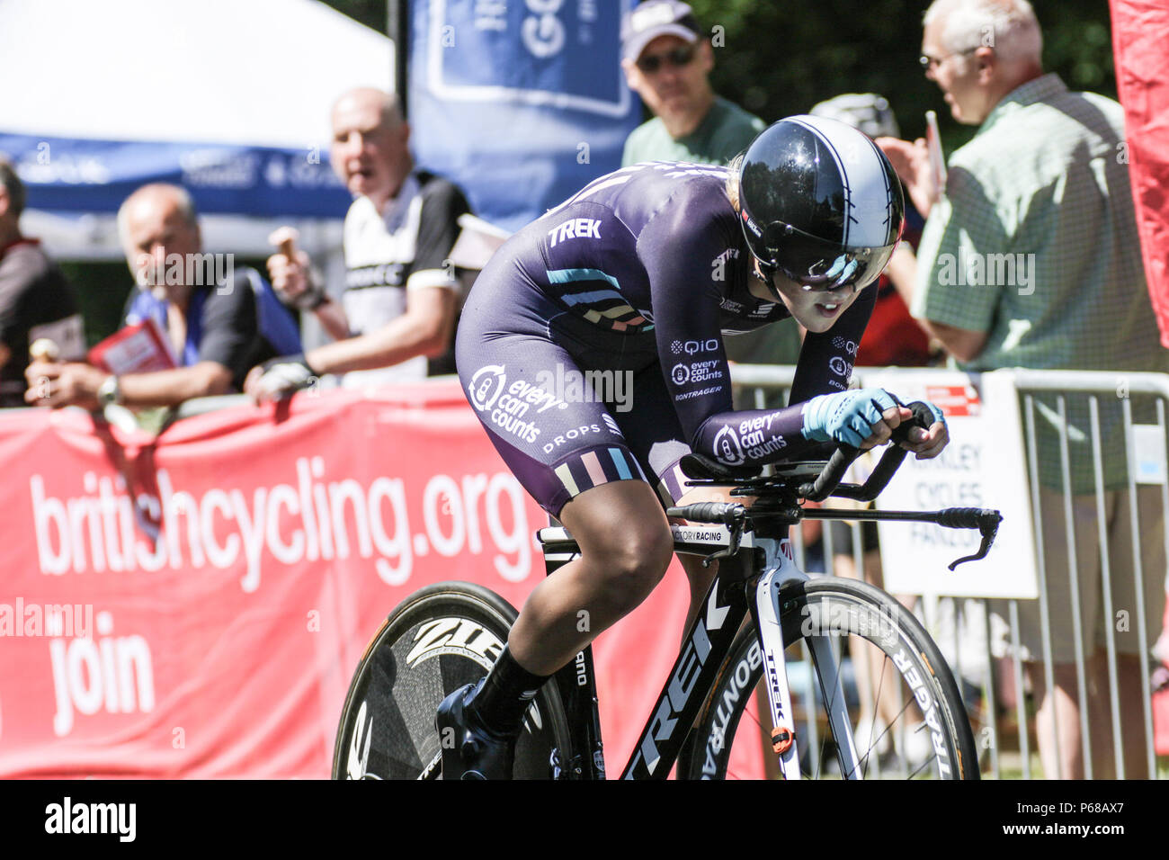 Elizabeth holden hi-res stock photography and images - Alamy