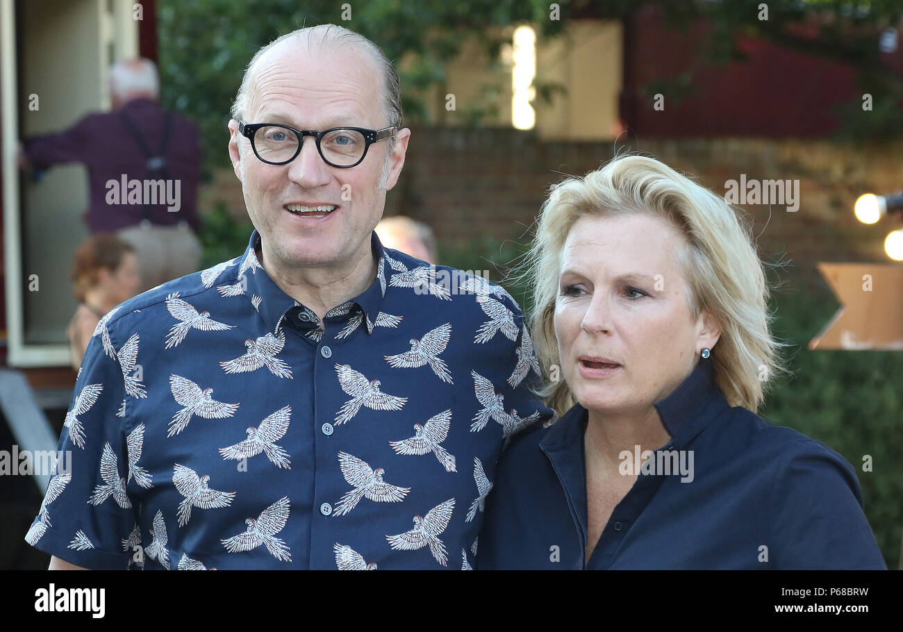 Jennifer saunders and ade edmondson hi-res stock photography and images ...