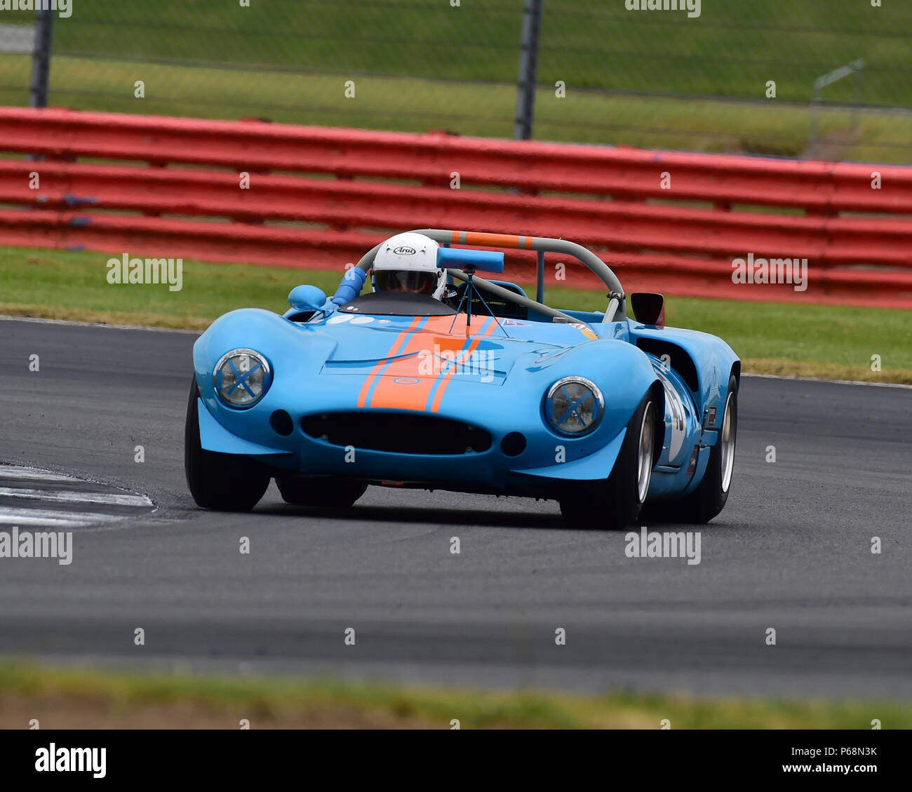 Ginetta g16 hi-res stock photography and images - Alamy