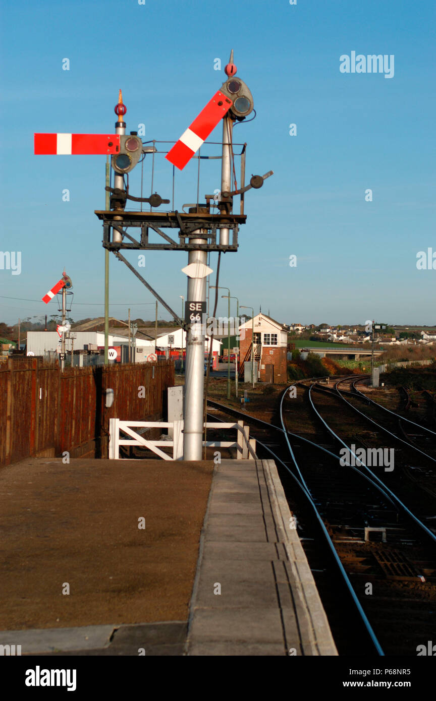 Lower quadrant signal hi-res stock photography and images - Alamy