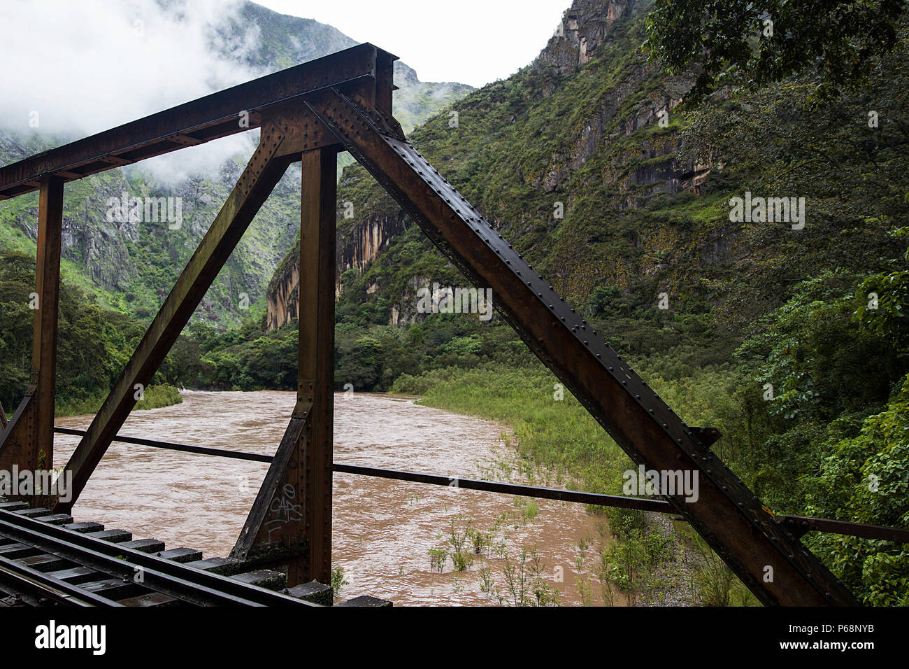 Urubamba river bridge hi-res stock photography and images - Alamy