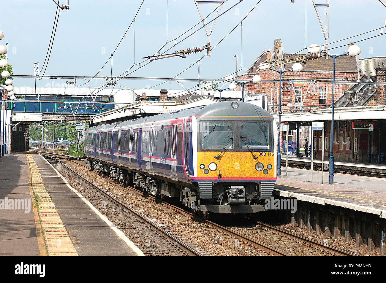 360 desiro train hi-res stock photography and images - Alamy