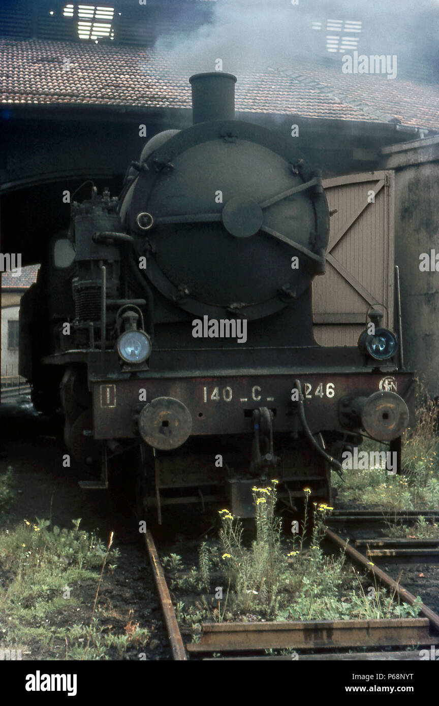 140c hi-res stock photography and images - Alamy