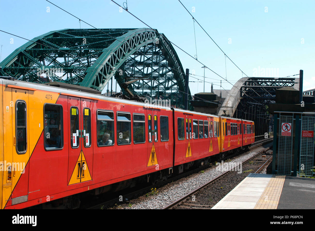 Newcastle tyne wear metro station hi-res stock photography and images ...