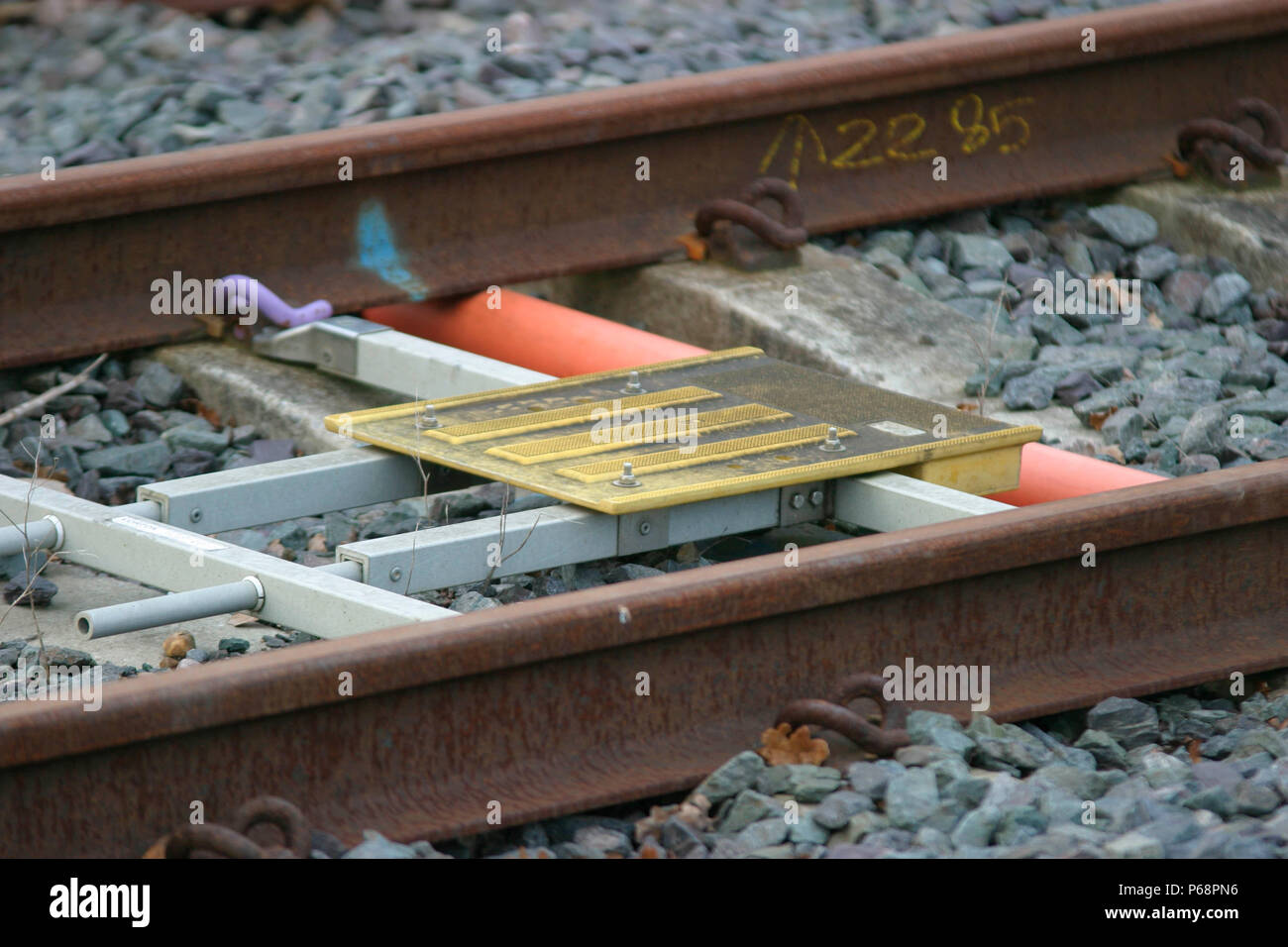 Track mounted Balise to control the tilt mechanism of tilting trains ...