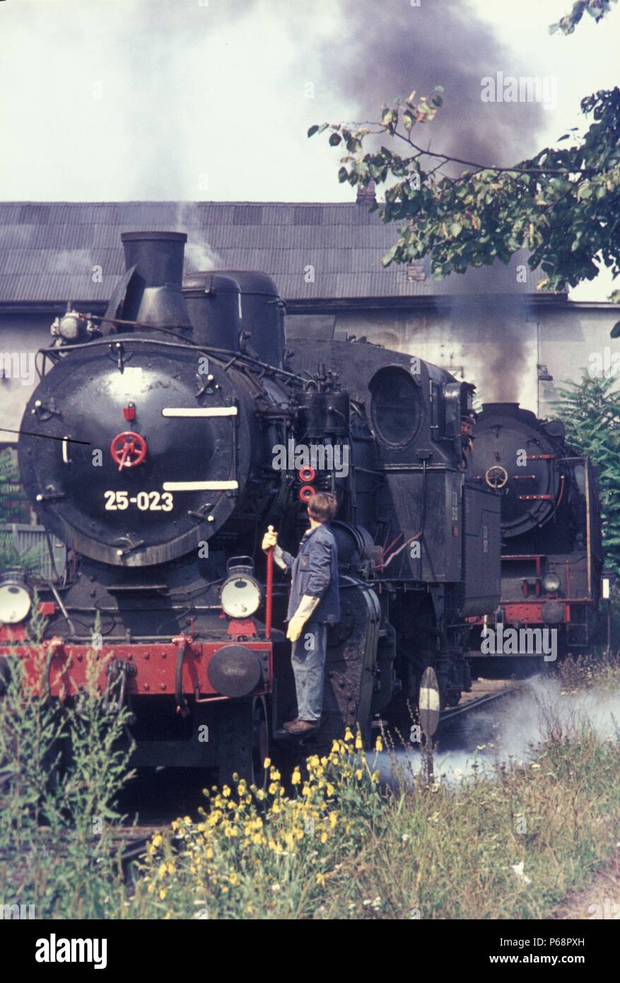 Yugoslav railways hi-res stock photography and images - Alamy