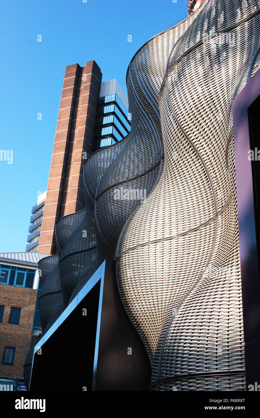 Steel cladding hi-res stock photography and images - Alamy