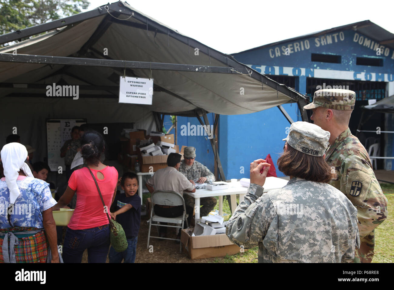 U.S. Army personnel from the 396th Combat Support Hospital demonstrate ...