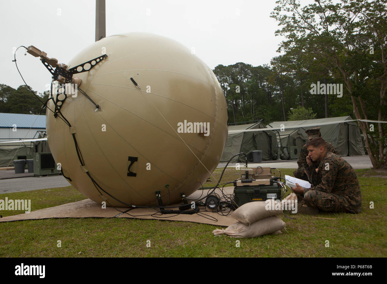 Ground antenna transmit and receive hi-res stock photography and images ...