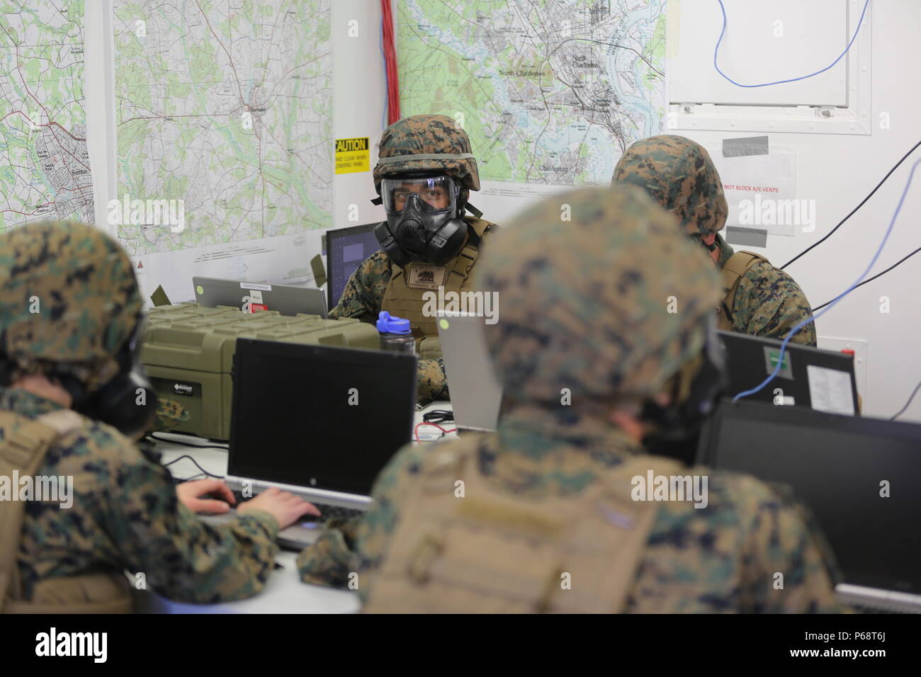 Marines wearing gas masks hi-res stock photography and images - Alamy