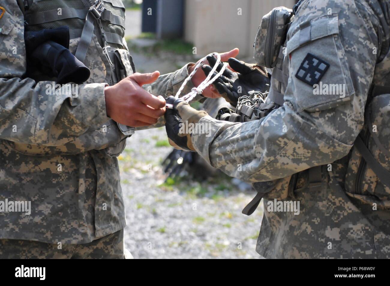 Combat Engineers compete knot tie event at Sapper Stakes 2016 Stock ...