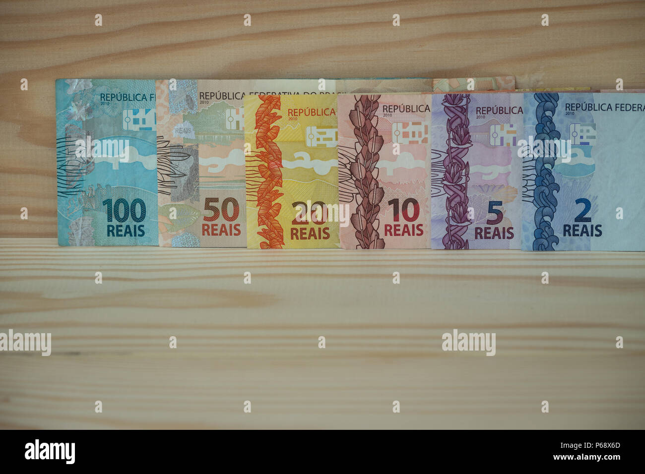 Brazilian money / various denomination Stock Photo - Alamy