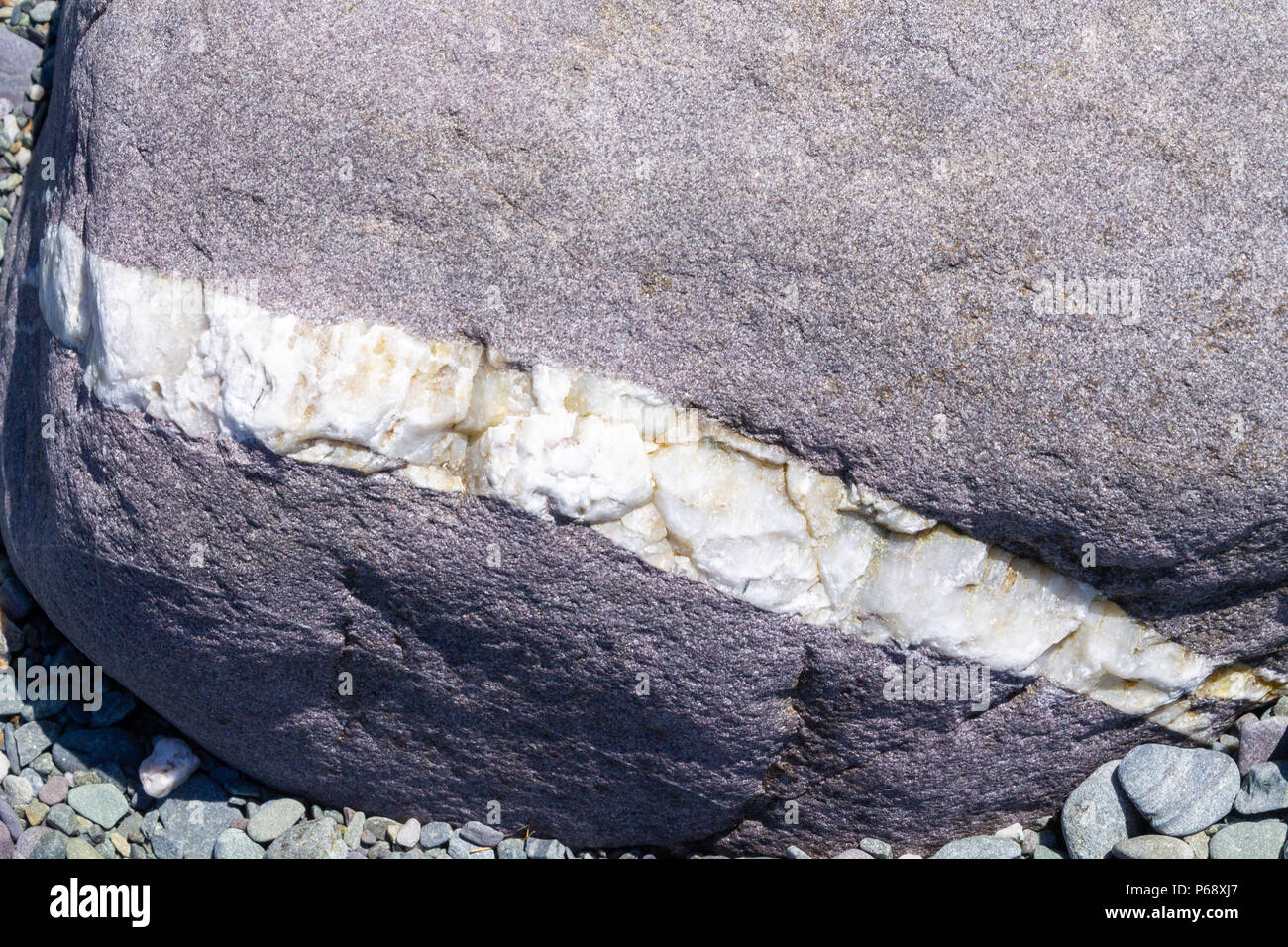 Rock veins hi-res stock photography and images - Alamy
