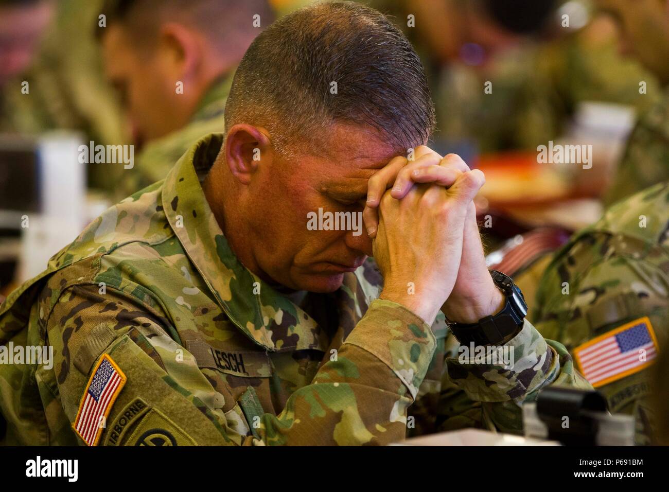Bragg chaplain airborne hi-res stock photography and images - Alamy
