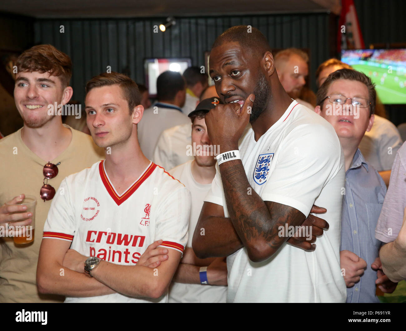 Ledley king lord raglan pub hi-res stock photography and images - Alamy
