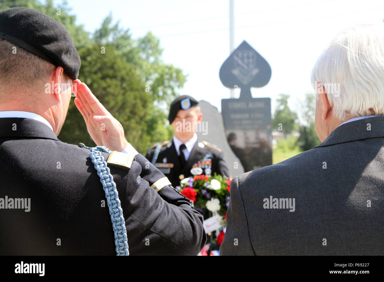 Lt. Col. Buddy Ferris, left, 1st Battalion, 506th Infantry Regiment ...