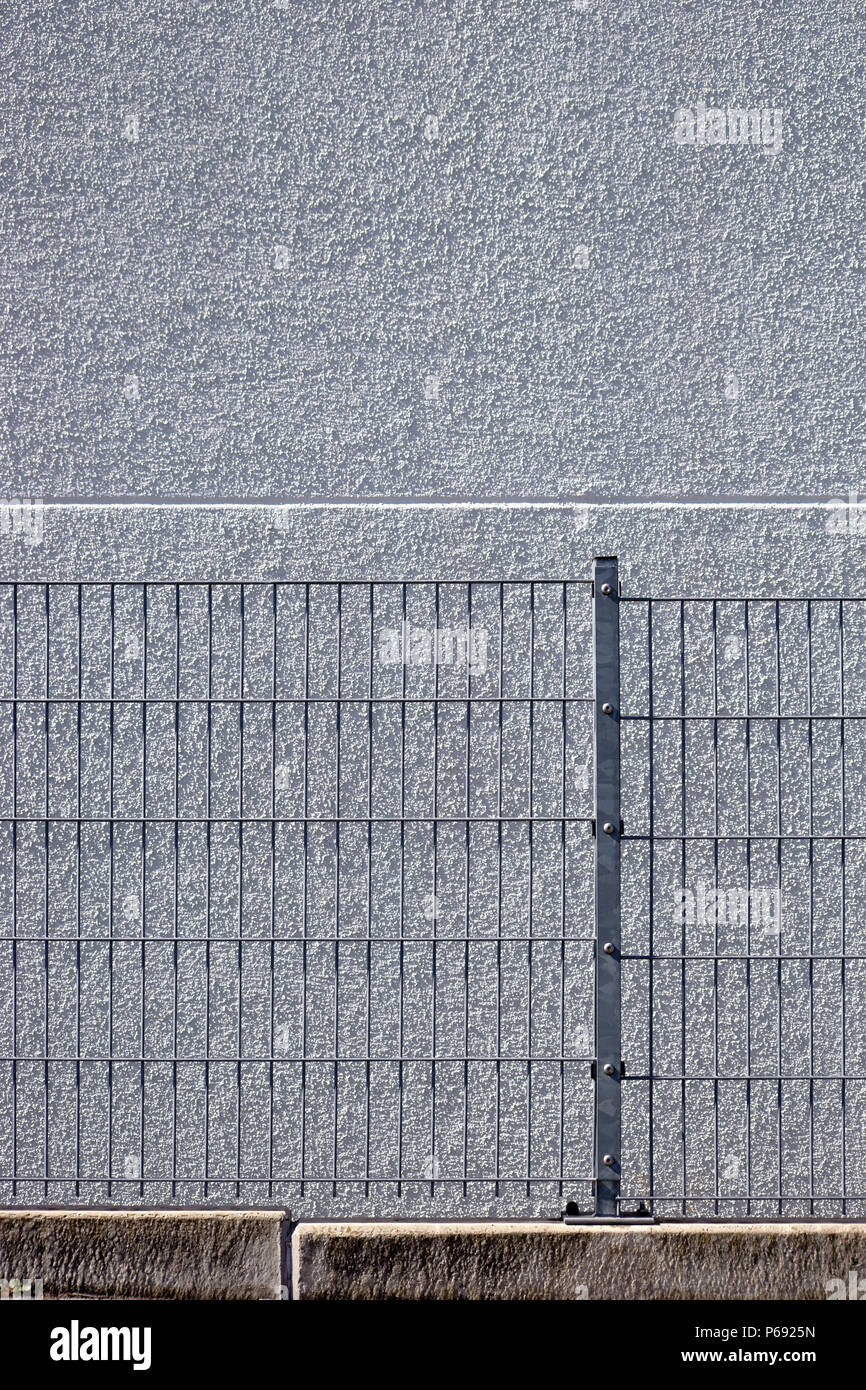 Front homogeneous house hi-res stock photography and images - Alamy