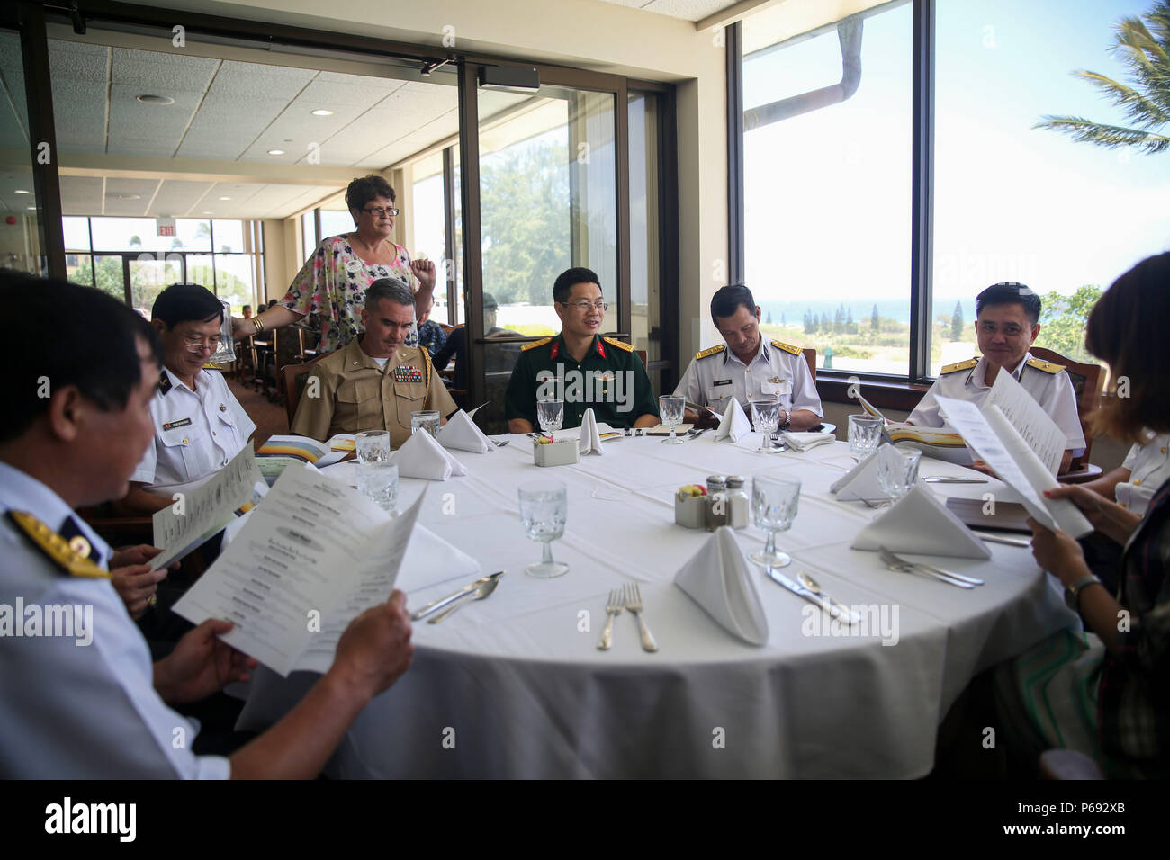 MARINE CORPS BASE HAWAII – Delegates from the Socialist Republic of ...